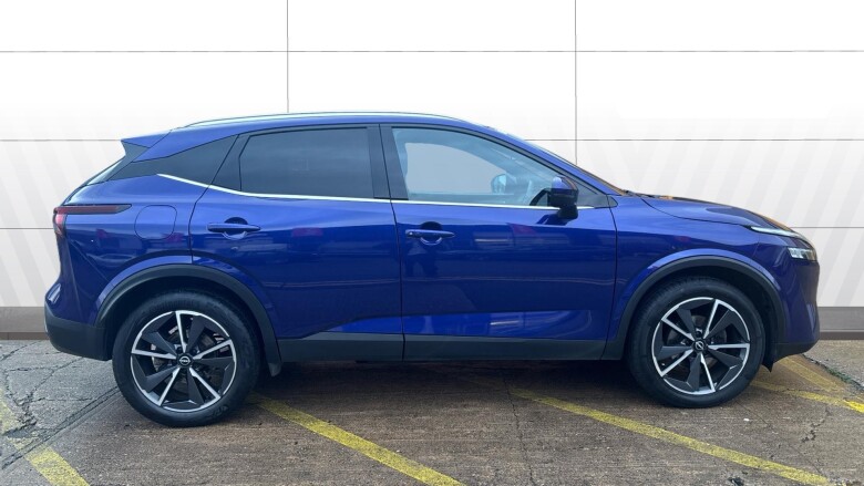 Used Nissan Qashqai 1.3 DiG-T MH Tekna 5dr Petrol Hatchback for Sale ...