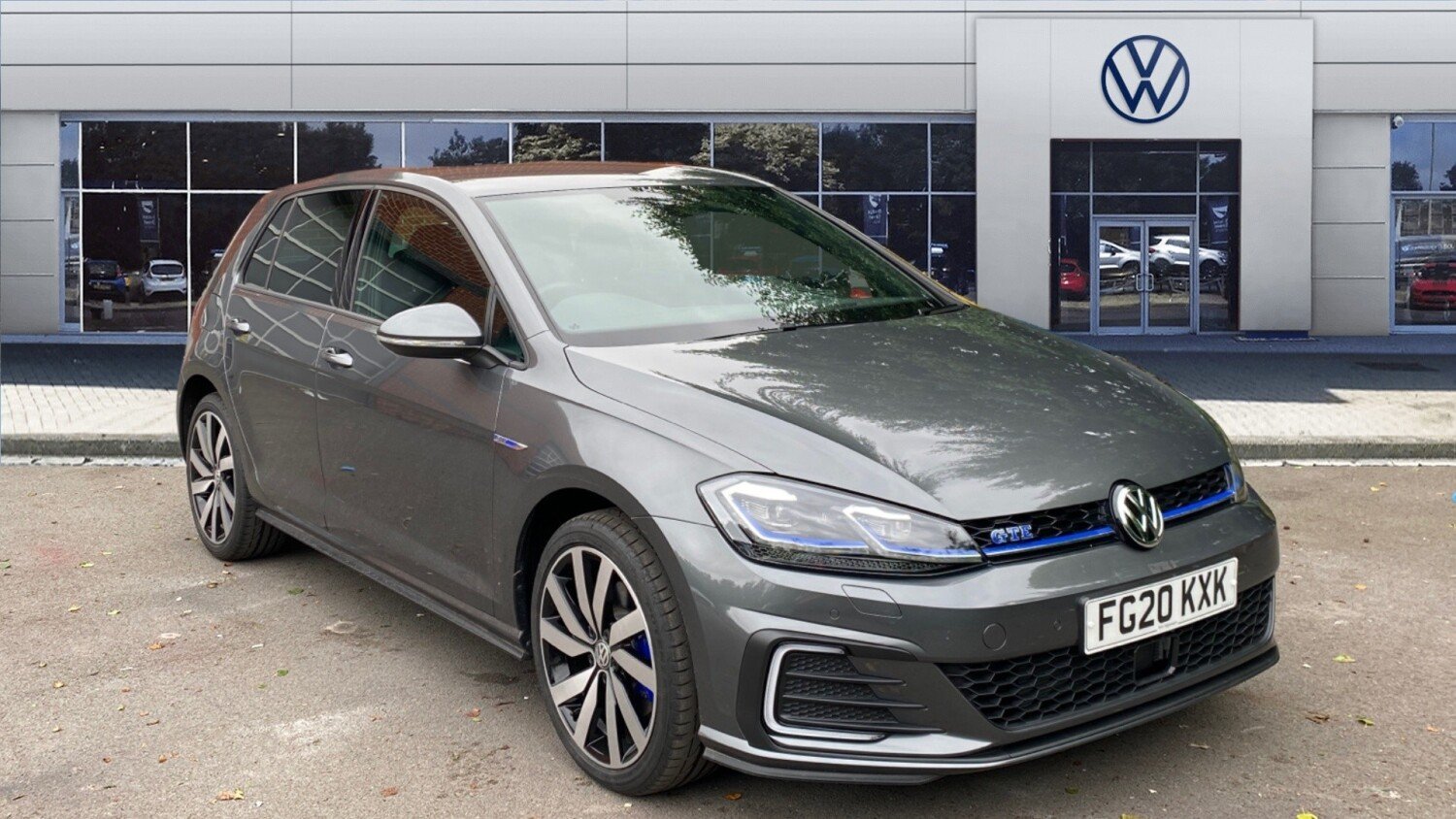 Used Volkswagen Golf 1.4 TSI GTE Advance 5dr DSG Hatchback for Sale ...