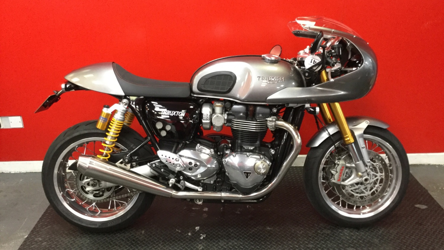 Used Triumph Thruxton 1200 R for Sale | Vertu Motors