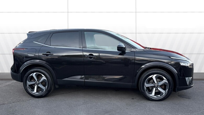 Used Nissan Qashqai 1.3 DiG-T MH 158 N-Connecta 5dr Xtronic Petrol ...