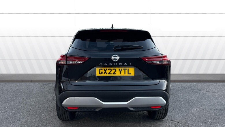 Used Nissan Qashqai 1.3 DiG-T MH 158 N-Connecta 5dr Xtronic Petrol ...