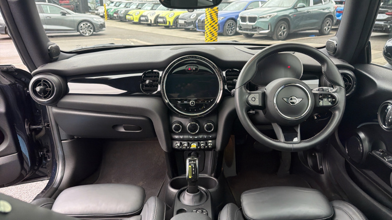 Used MINI Hatchback 135kW Cooper S Level 3 33kWh 3dr Auto Electric ...