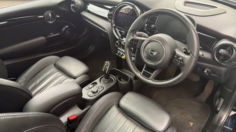 Used MINI Hatchback 135kW Cooper S Level 3 33kWh 3dr Auto Electric ...
