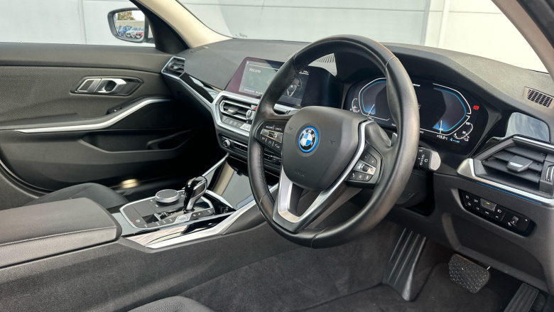 Used BMW 3 Series 330e SE Pro 5dr Step Auto Estate for Sale | Vertu Motors