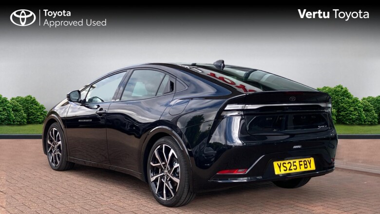 Used Toyota Prius 2.0 PHEV Excel 5dr CVT Hatchback for Sale | Vertu Motors